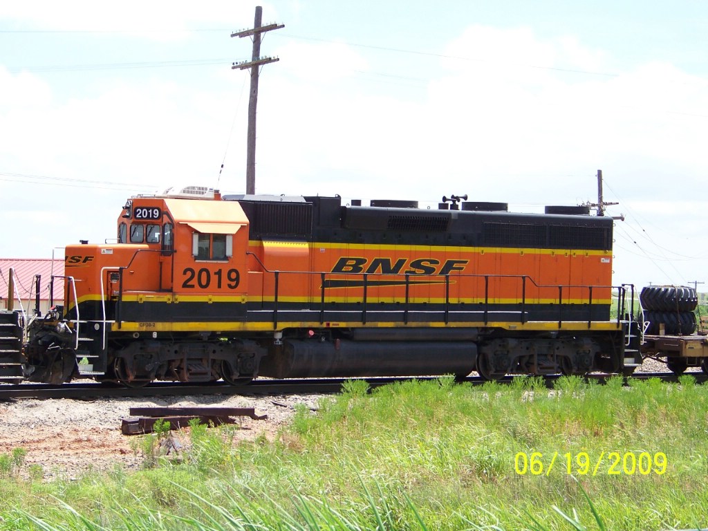 BNSF GP38-2 2019